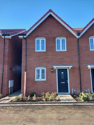 2 bed house in Heybridge - HomeChoice